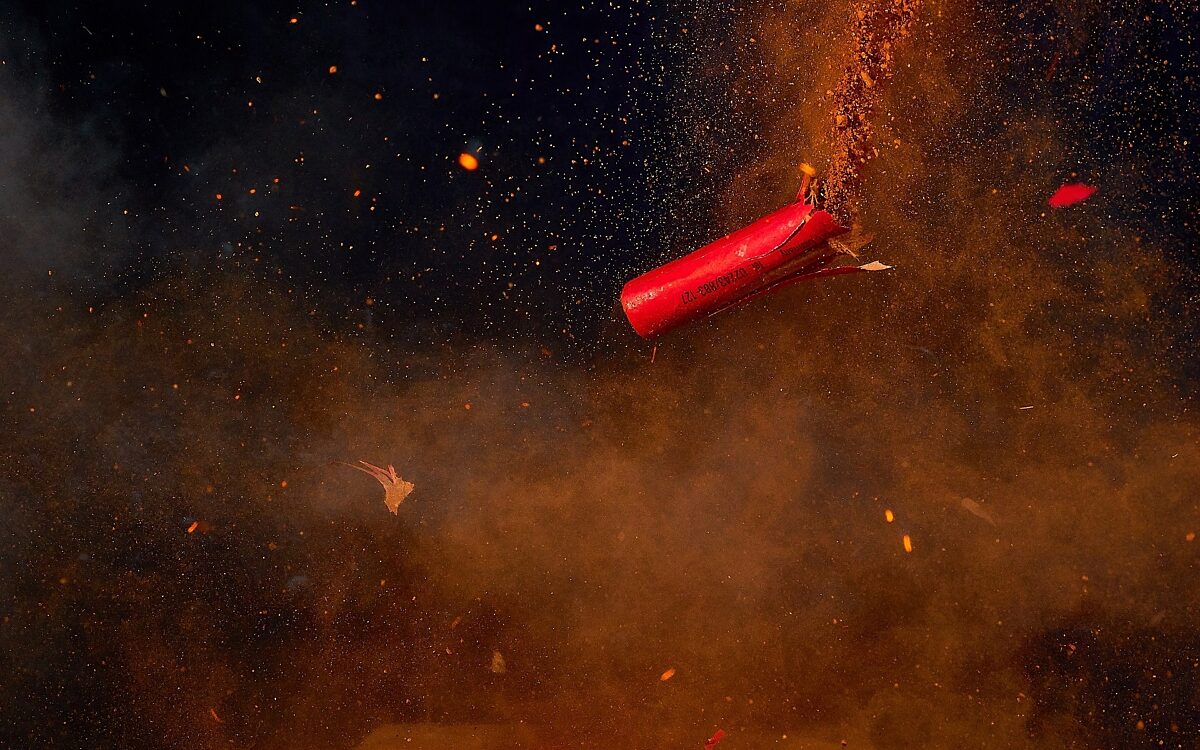 Würzburg: Explosion mit Kugelbombe zerstört… | Radio Gong Würzburg